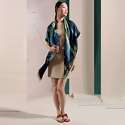 All'Orto Botanico di Palermo shawl 140 | Hermès USA All'Orto Botanico di Palermo shawl 140 | Hermès USA